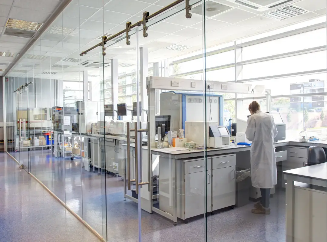 Bioscience Lab – Liverpool - Whitfield & Brown